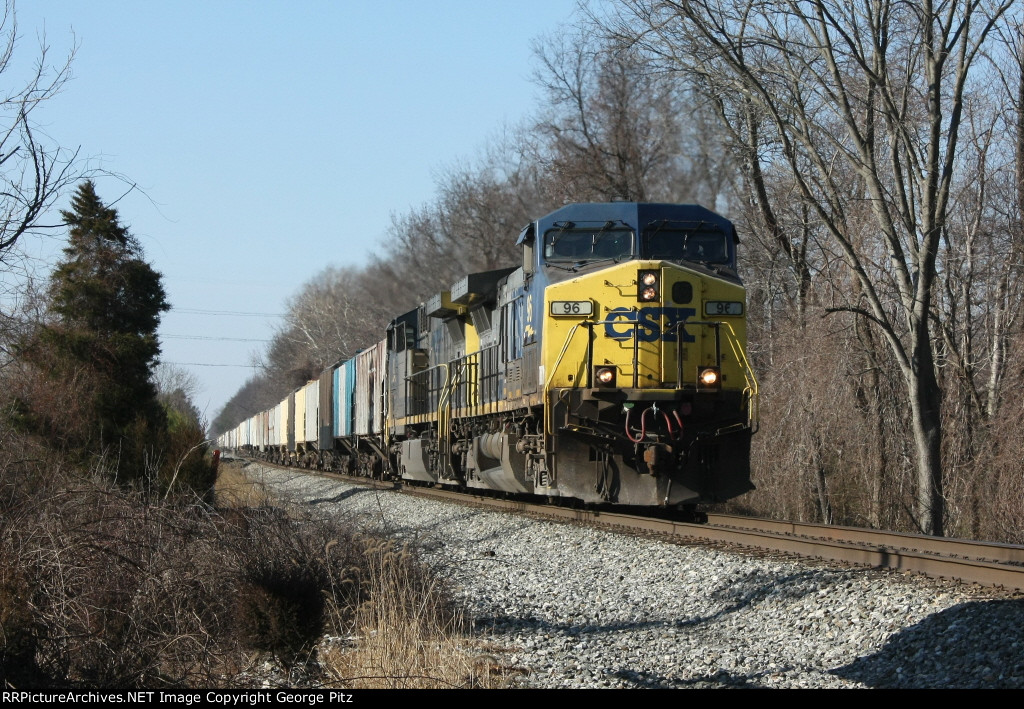 CSX locomotive 96 with train K531